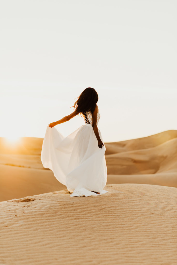 Ethereal Imperial Sand Dunes Elopement | parkermicheaelsphotography.com